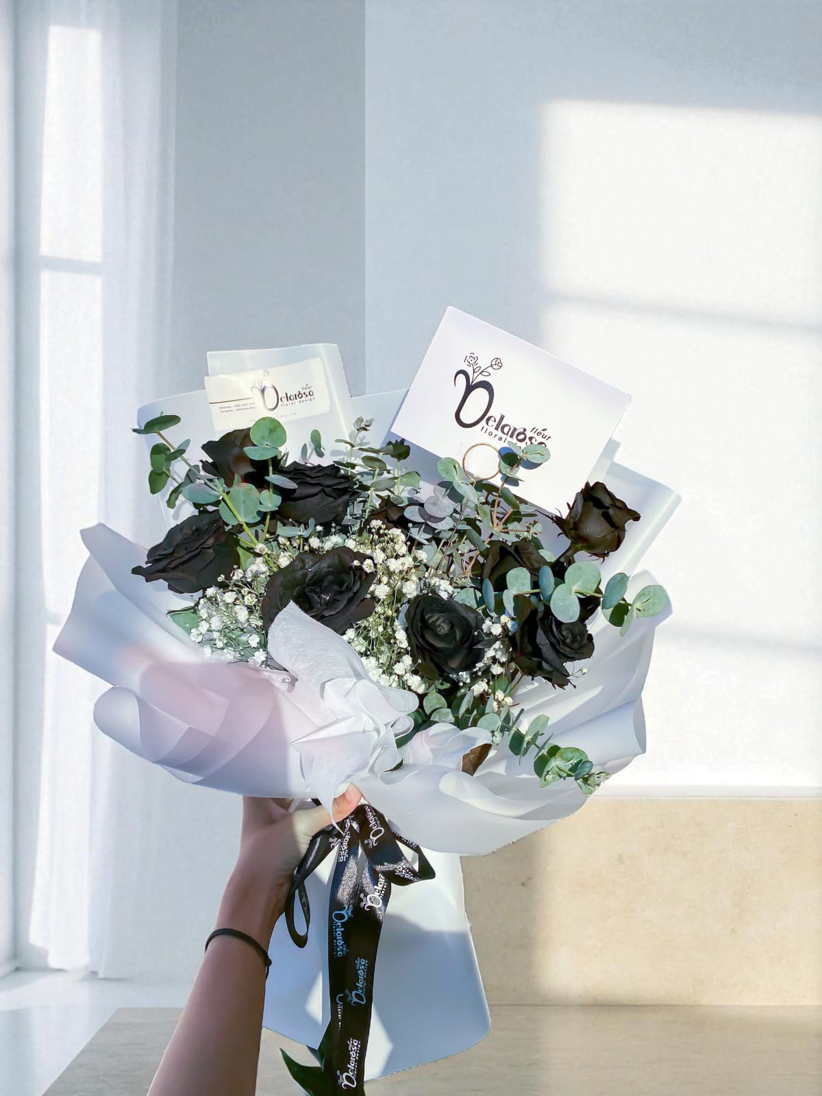 Luxury Special Black Roses - Delarosa Fleur | Toko Bunga Kediri ...