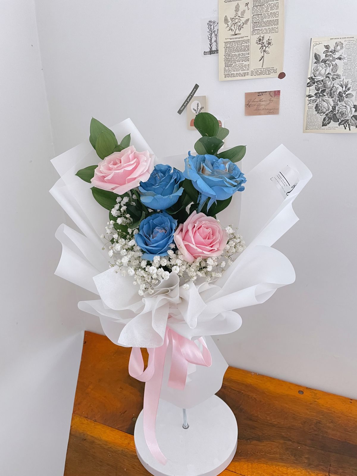 Luxury Rose Breath 009 - Delarosa Fleur | Toko Bunga Kediri | Florist ...