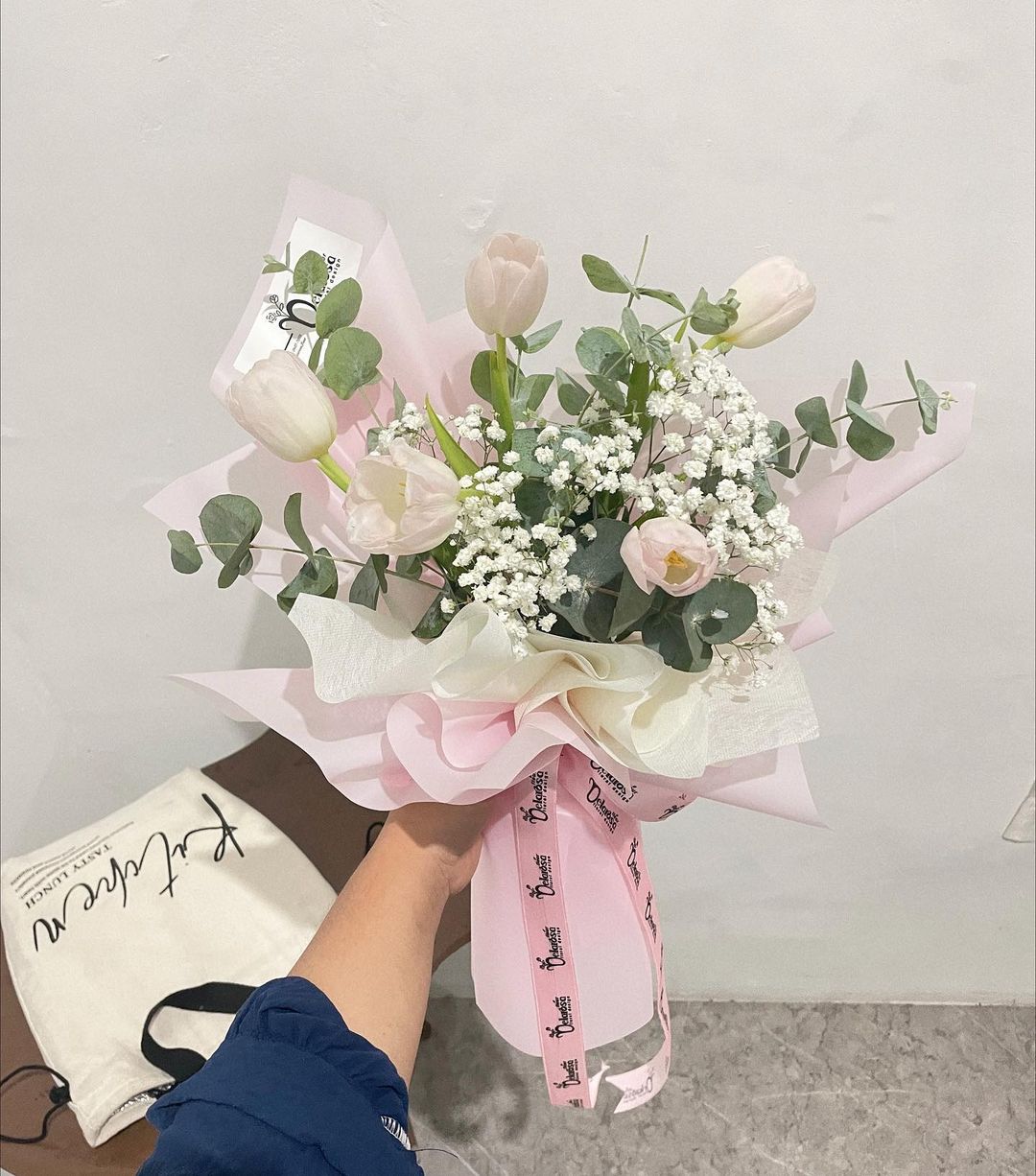 Luxury Exotic Pinky - Delarosa Fleur | Toko Bunga Kediri | Florist ...
