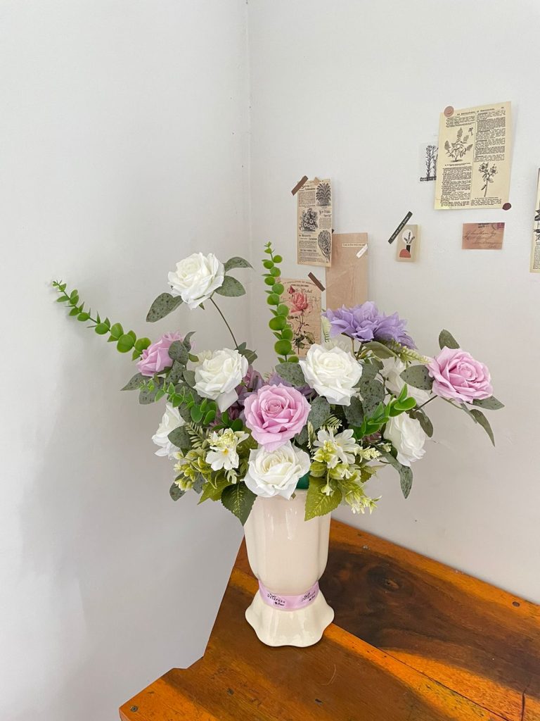 Flower Vas 003 - Artificial Flower - Delarosa Fleur | Toko Bunga Kediri ...