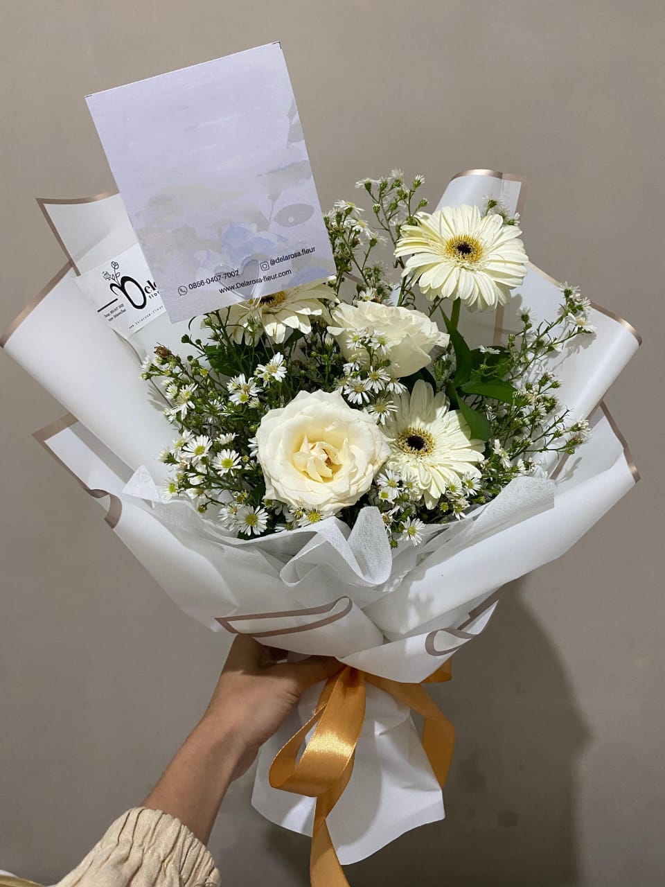 Blossom Roses Riella 003 - Delarosa Fleur | Toko Bunga Kediri | Florist ...