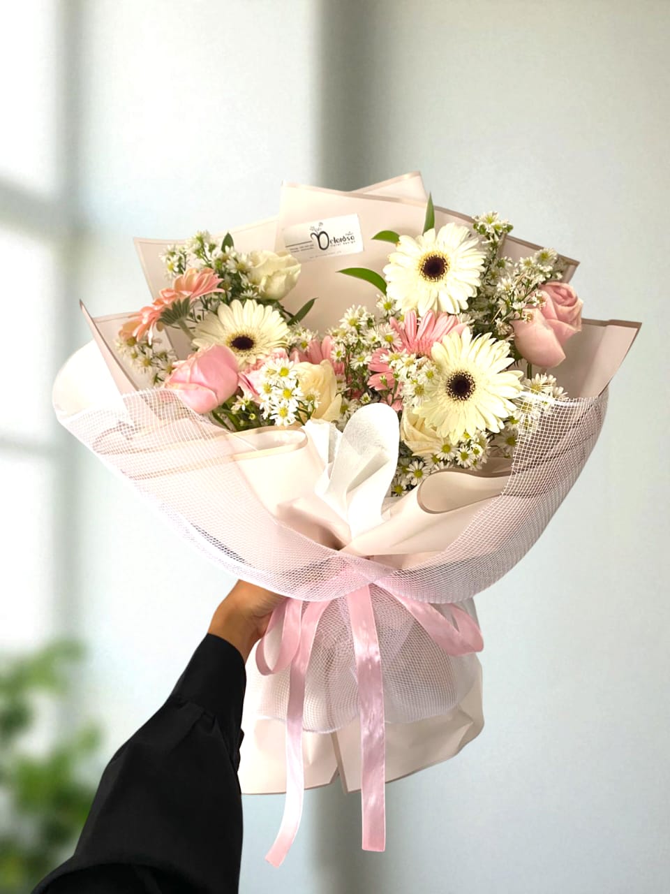 Bloom Gerbi Roses 002 - Delarosa Fleur | Toko Bunga Kediri | Florist ...